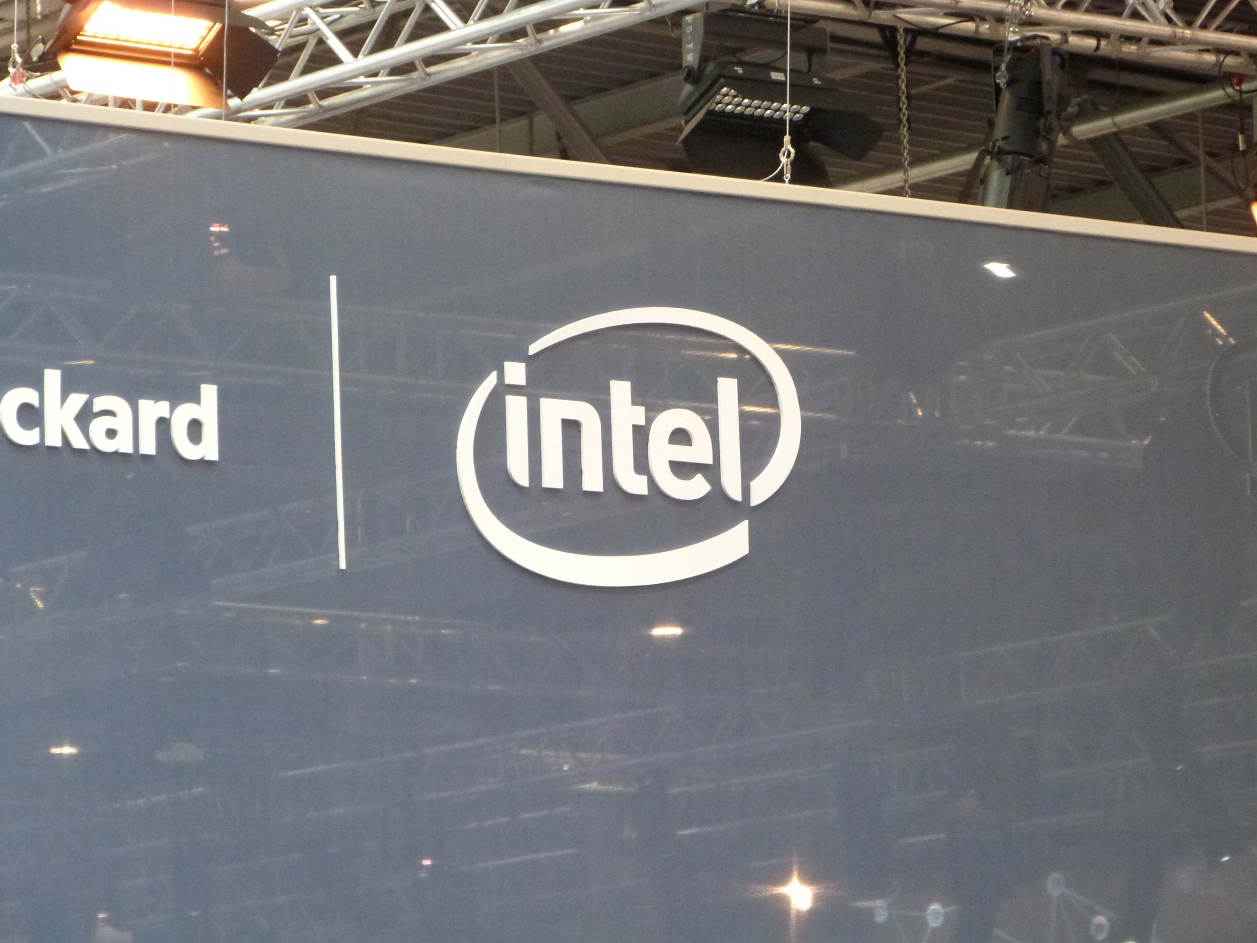 Intel Rapid Storage Technology (Intel RST) 17.5.2.1024 Treiber wurde ...