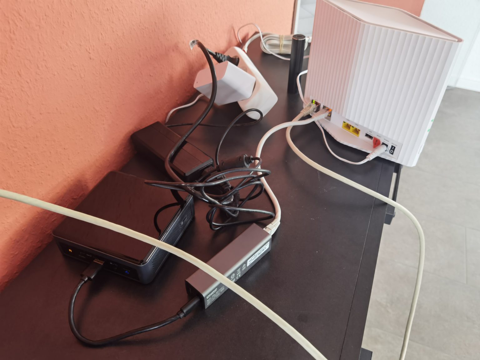 8x8 WLAN AX: Icotera i4880/i4882 Router im (technischen) Test ...