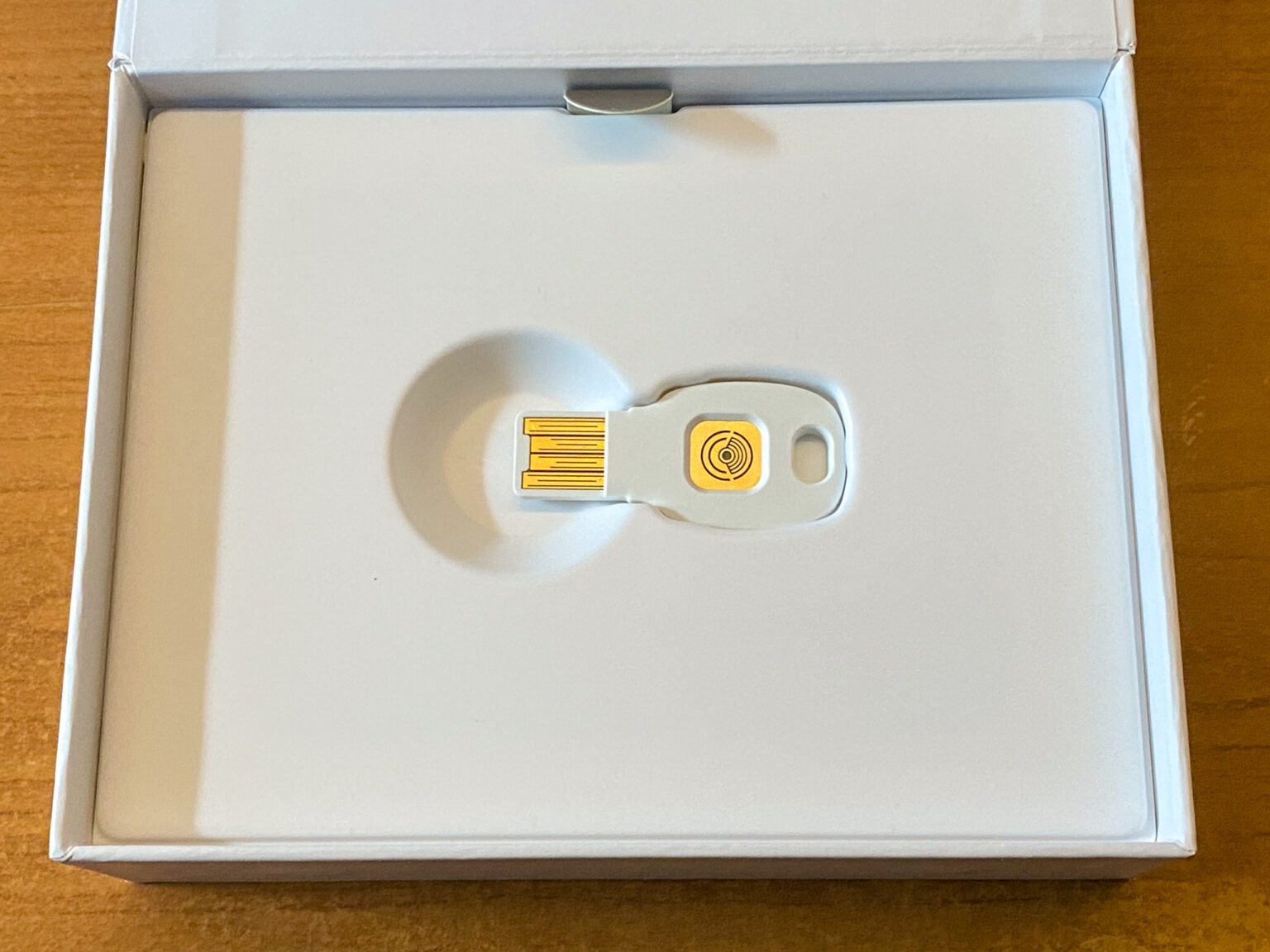 Google Titan Security Key: 2-Faktor-Authentisierung? Ja, bitte ...