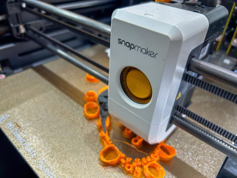 Snapmaker U1 startet weltweit: Multicolor-3D-Druck mit vier ...